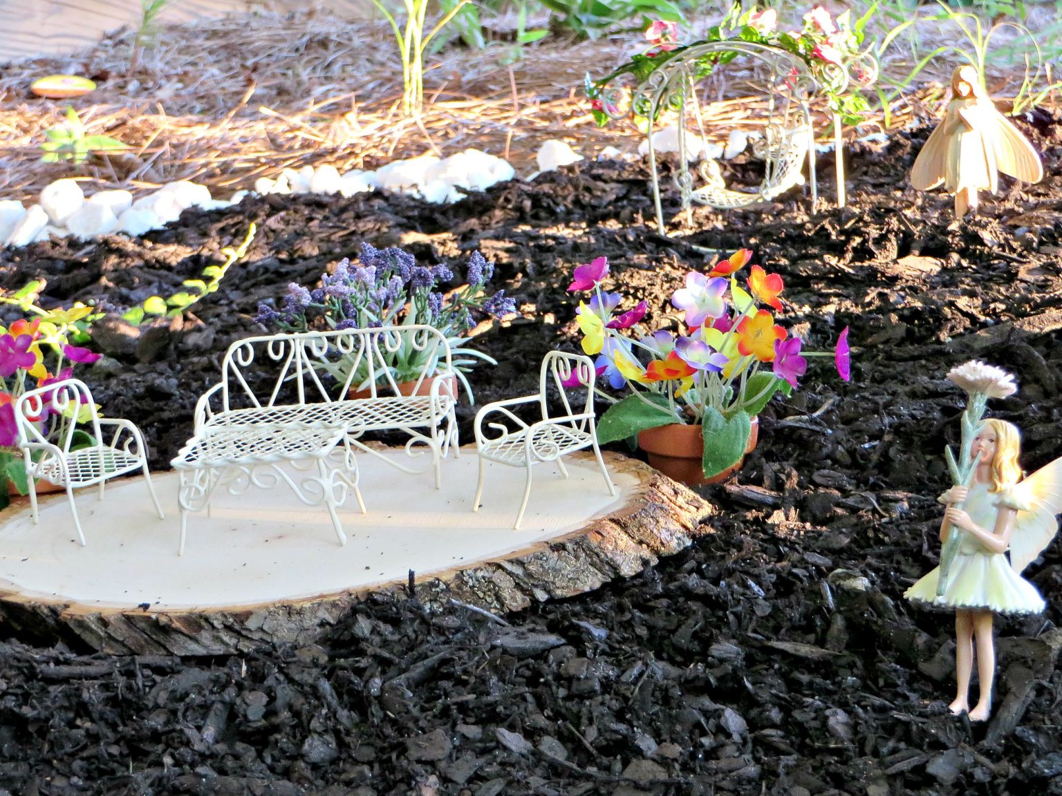 How To Create A Magical Fairy Garden- Fun Money Mom
