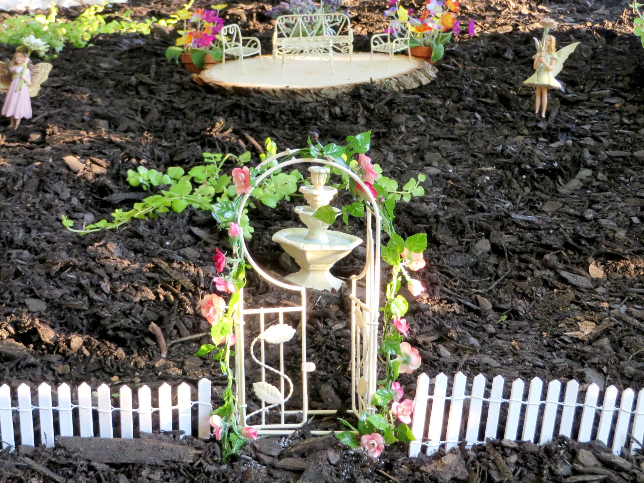 How To Create A Magical Fairy Garden- Fun Money Mom