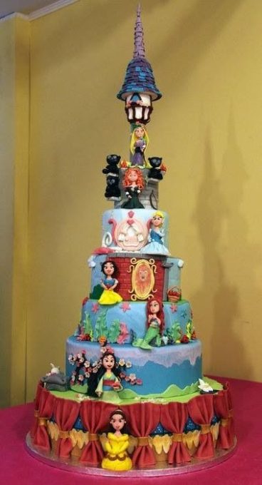 25 Amazing Disney Princess Cakes - Fun Money Mom