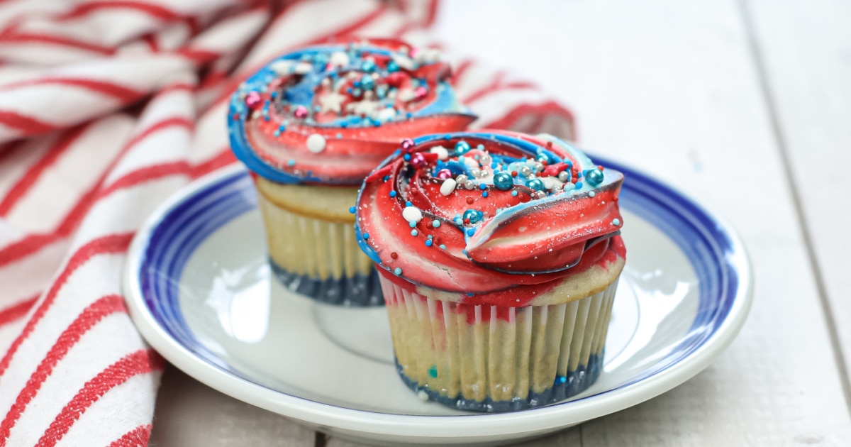 Red, White And Blue Cupcakes - Fun Money Mom