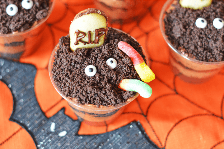 Halloween Dirt Pudding Recipe - Fun Money Mom