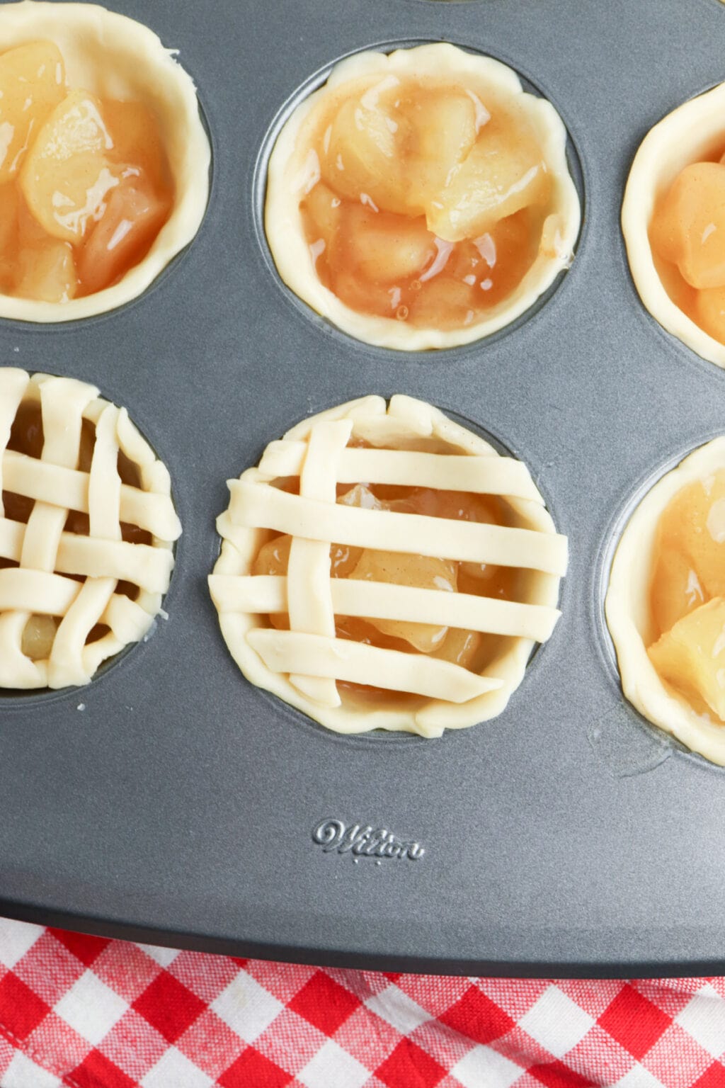 Mini Apple Pies (Muffin Tin Recipe) - Fun Money Mom