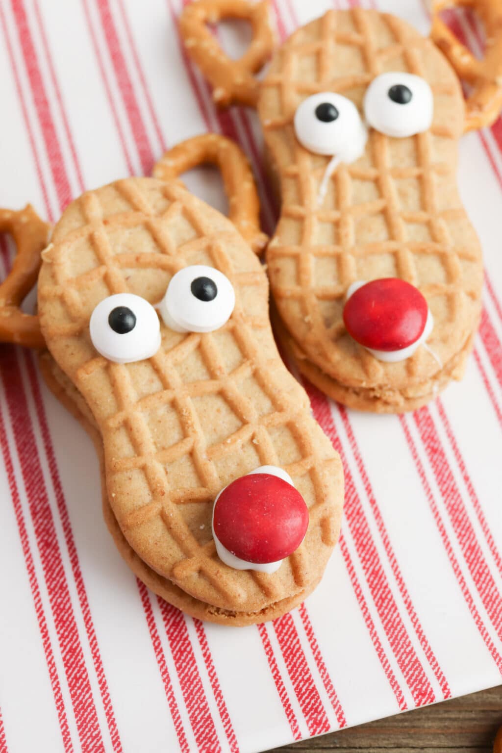 Nutter Butter Reindeer Cookies - Fun Money Mom