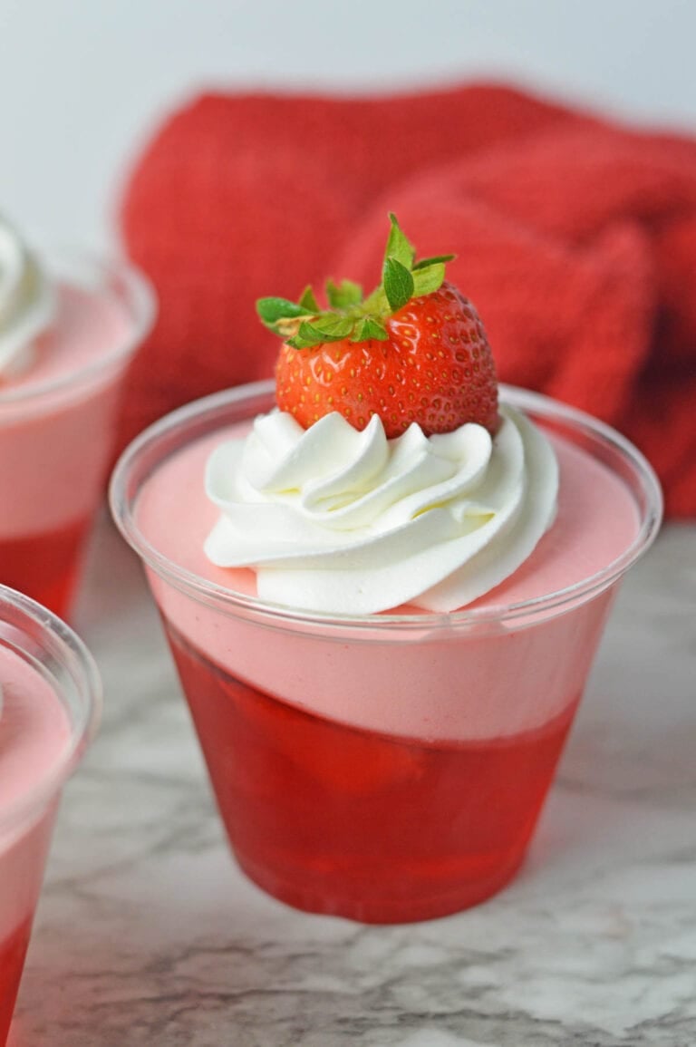 Strawberry Jello Parfait Recipe - Fun Money Mom