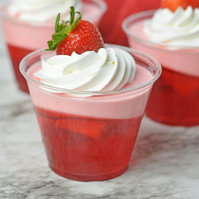 Strawberry Jello Parfait Recipe - Fun Money Mom