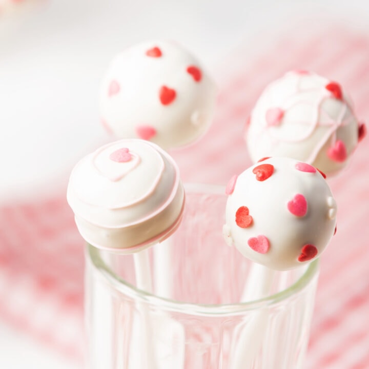 Valentine Cake Pops Recipe - Fun Money Mom