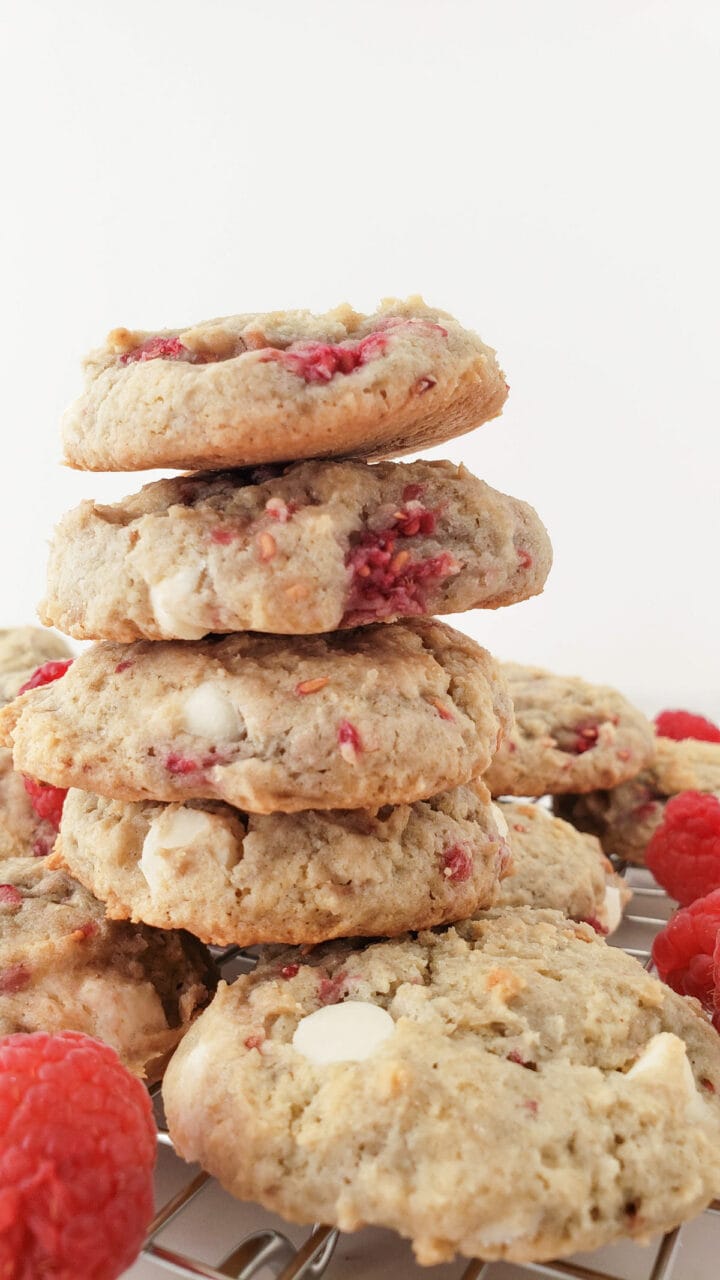Subway Raspberry Cheesecake Cookies (Copycat Recipe)
