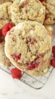 Subway Raspberry Cheesecake Cookies (Copycat Recipe)
