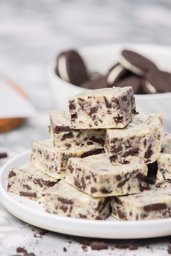Easy Oreo Fudge Recipe (Just 3 Ingredients) - Fun Money Mom