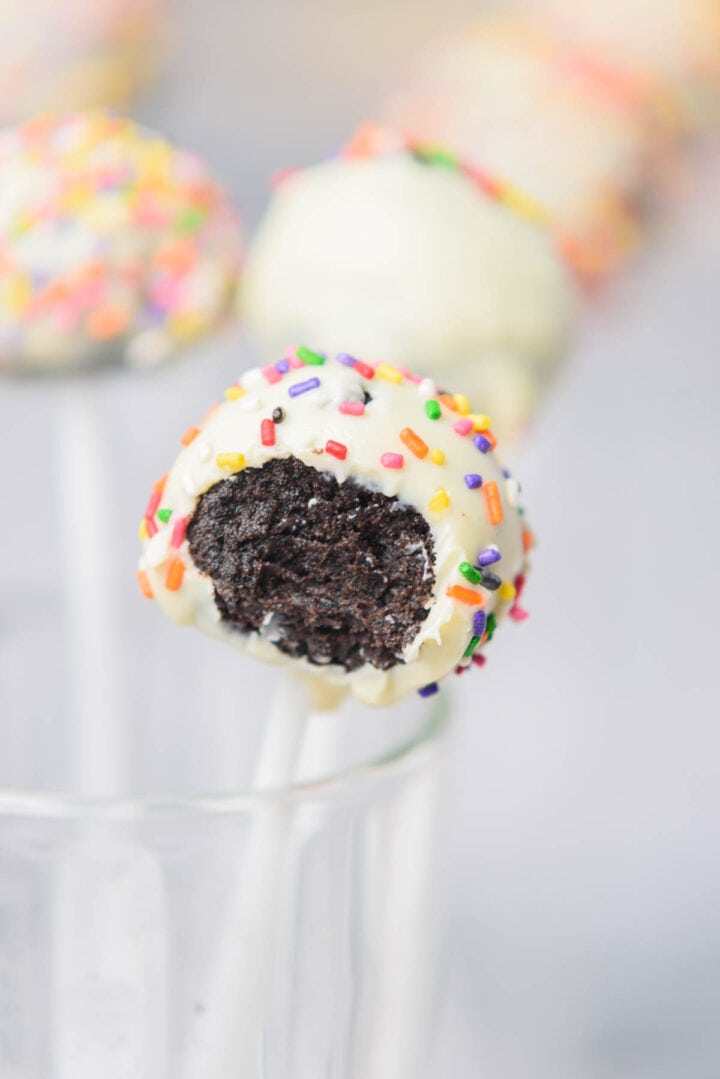 Oreo Cake Pops - Fun Money Mom