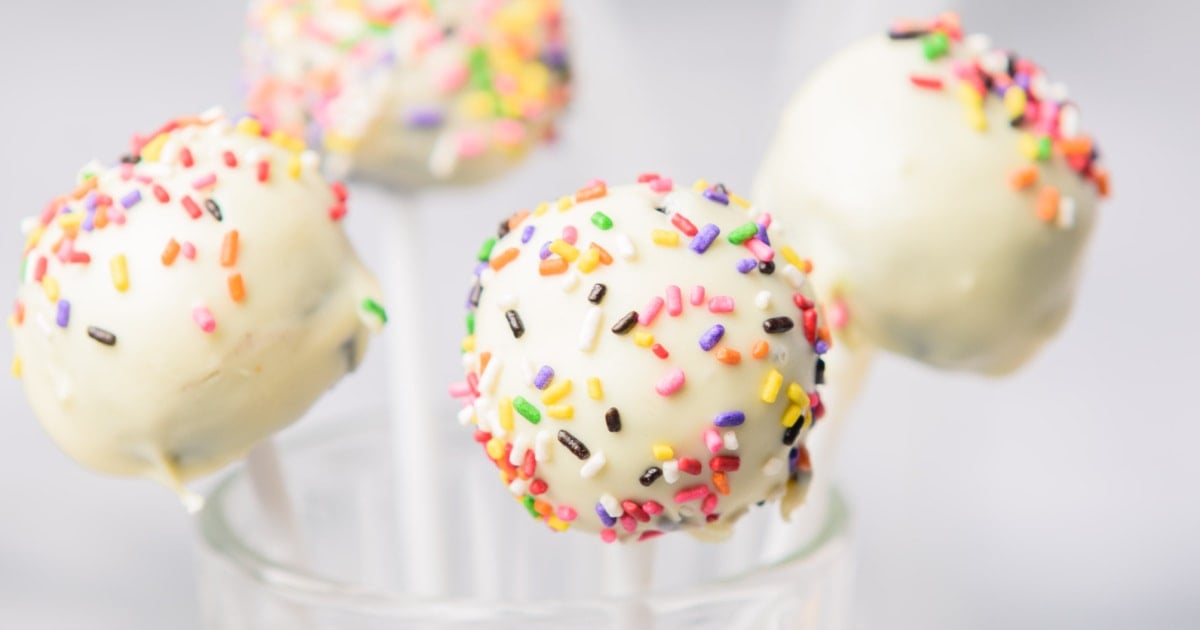 Oreo Cake Pops - Fun Money Mom