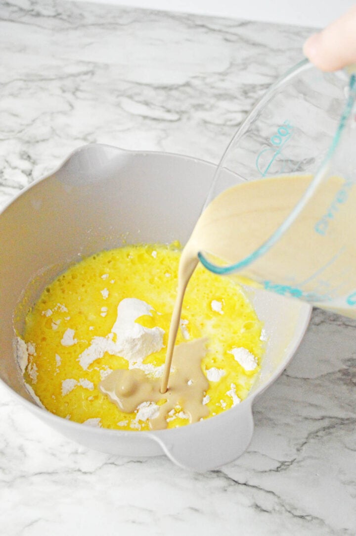 Mudslide Pudding Shots - Fun Money Mom