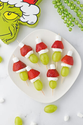 Easy Grinch Fruit Kabobs - Fun Money Mom