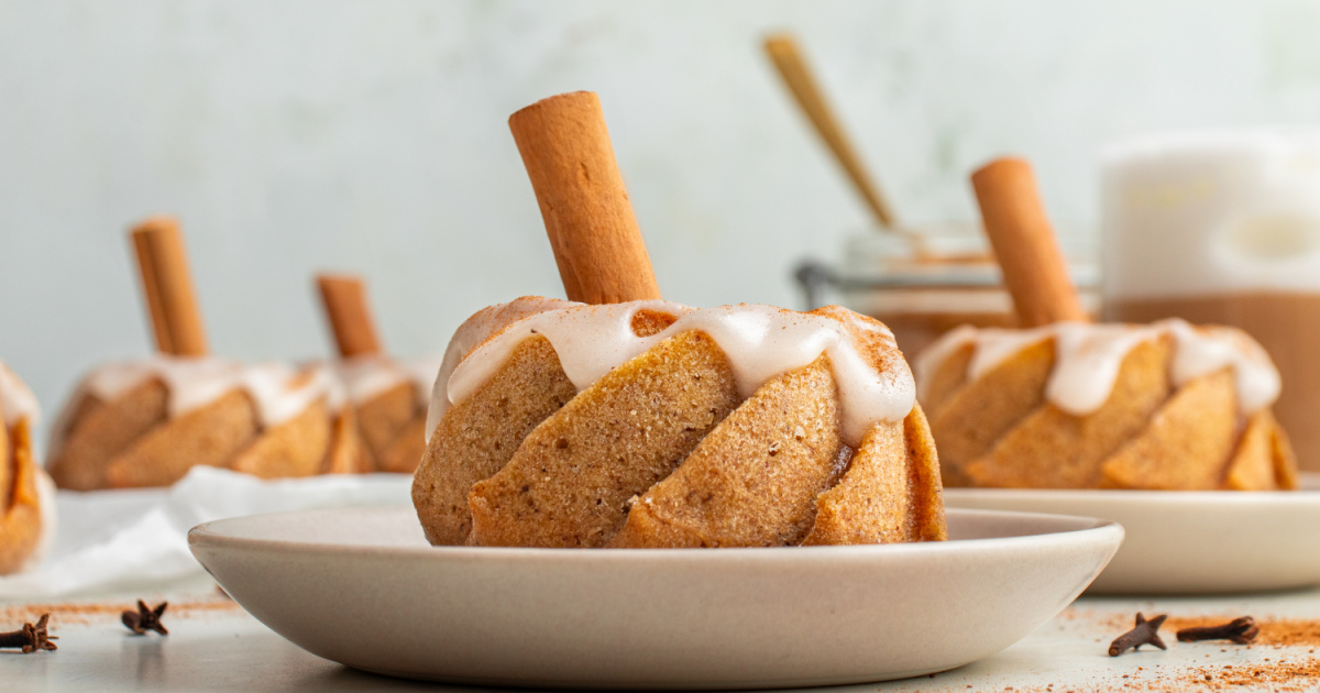 Pumpkin Mini Bundt Cakes - Fun Money Mom